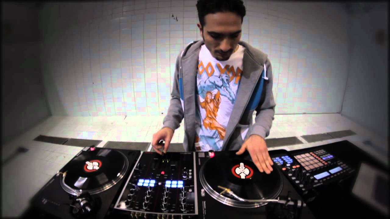 DJ Unkut Demonstrates Traktor Native Scratch Technology - 716lavie