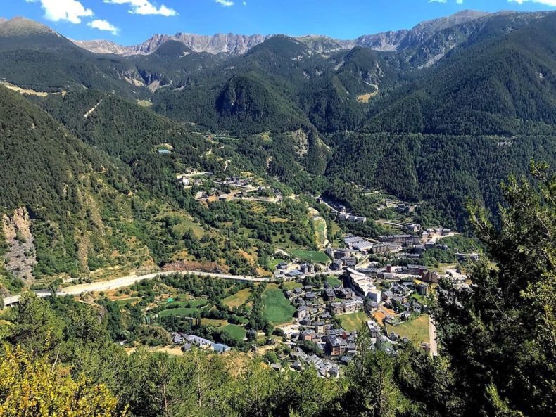 Andorra la Vielha et Encamp (Andorre) - 716lavie